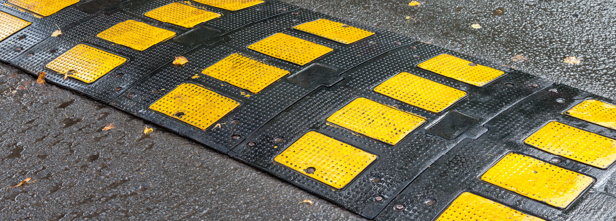 Road Humps notice - Newspoint - University of Malta