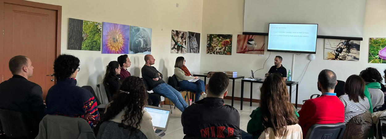 Writing retreat for postgraduate researchers - Newspoint - University ...